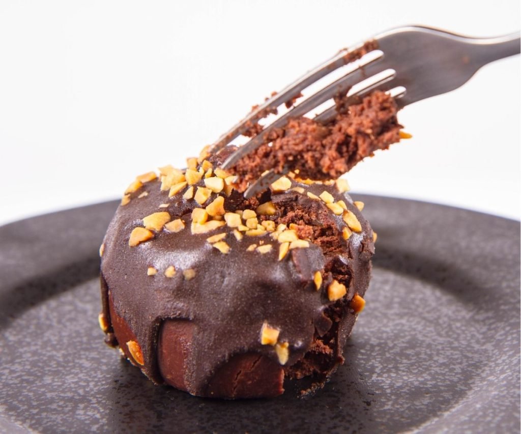 Rich and Delicious Chocolate Rum Cake: A Perfect Party Treat - Pure ...
