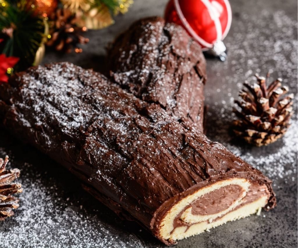 Bûche de Noël: A Traditional Yule Log Cake Perfect for Christmas - Pure ...